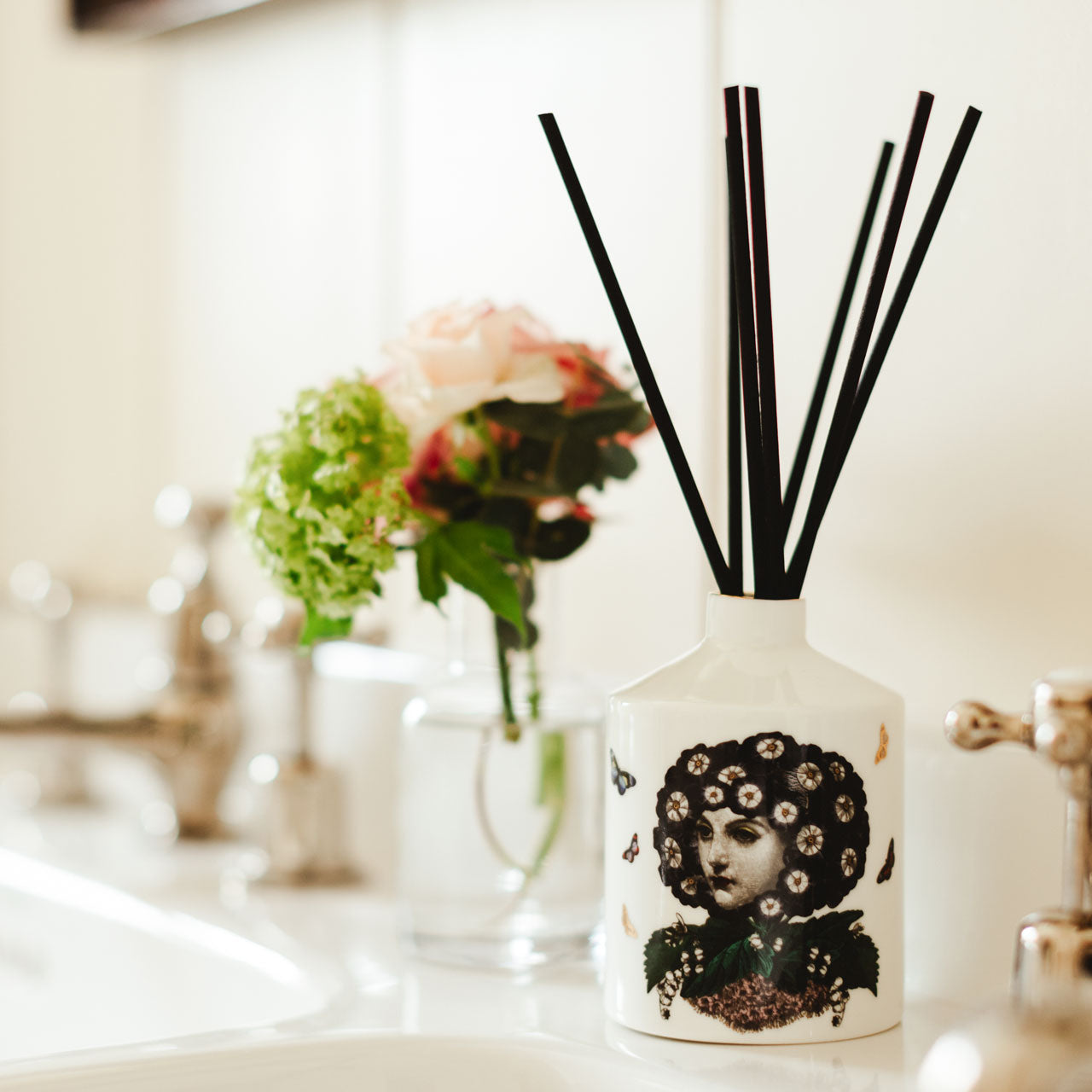 Eden Ceramic Reed Diffuser - Chase and Wonder